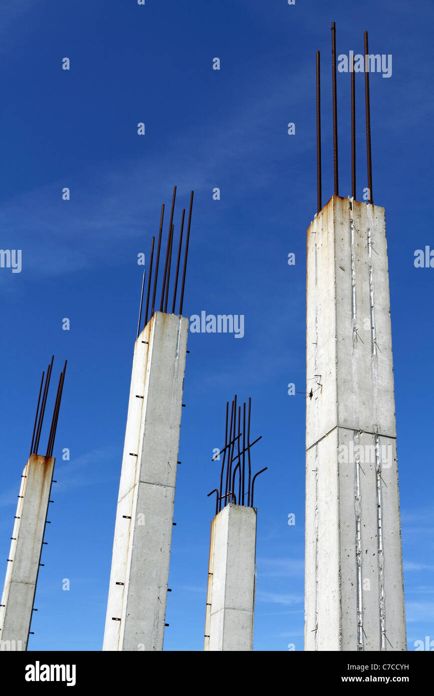 Structural pilings and supports hi-res stock photography and images - Alamy