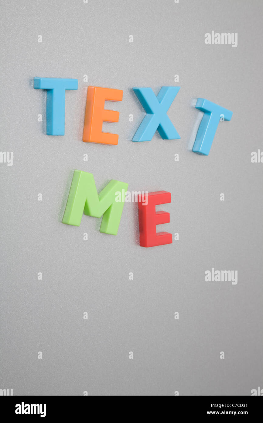 Fridge magnet letters hi-res stock photography and images - Alamy