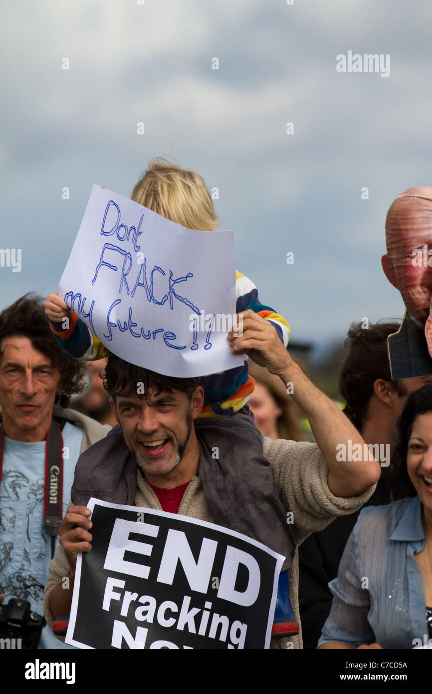 Fracking oil protestors hi-res stock photography and images - Alamy
