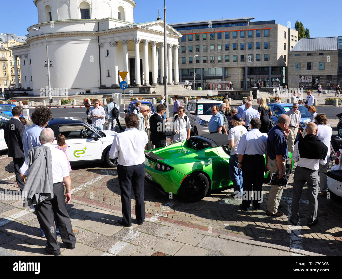 Tesla roadster electric car hi-res stock photography and images - Alamy