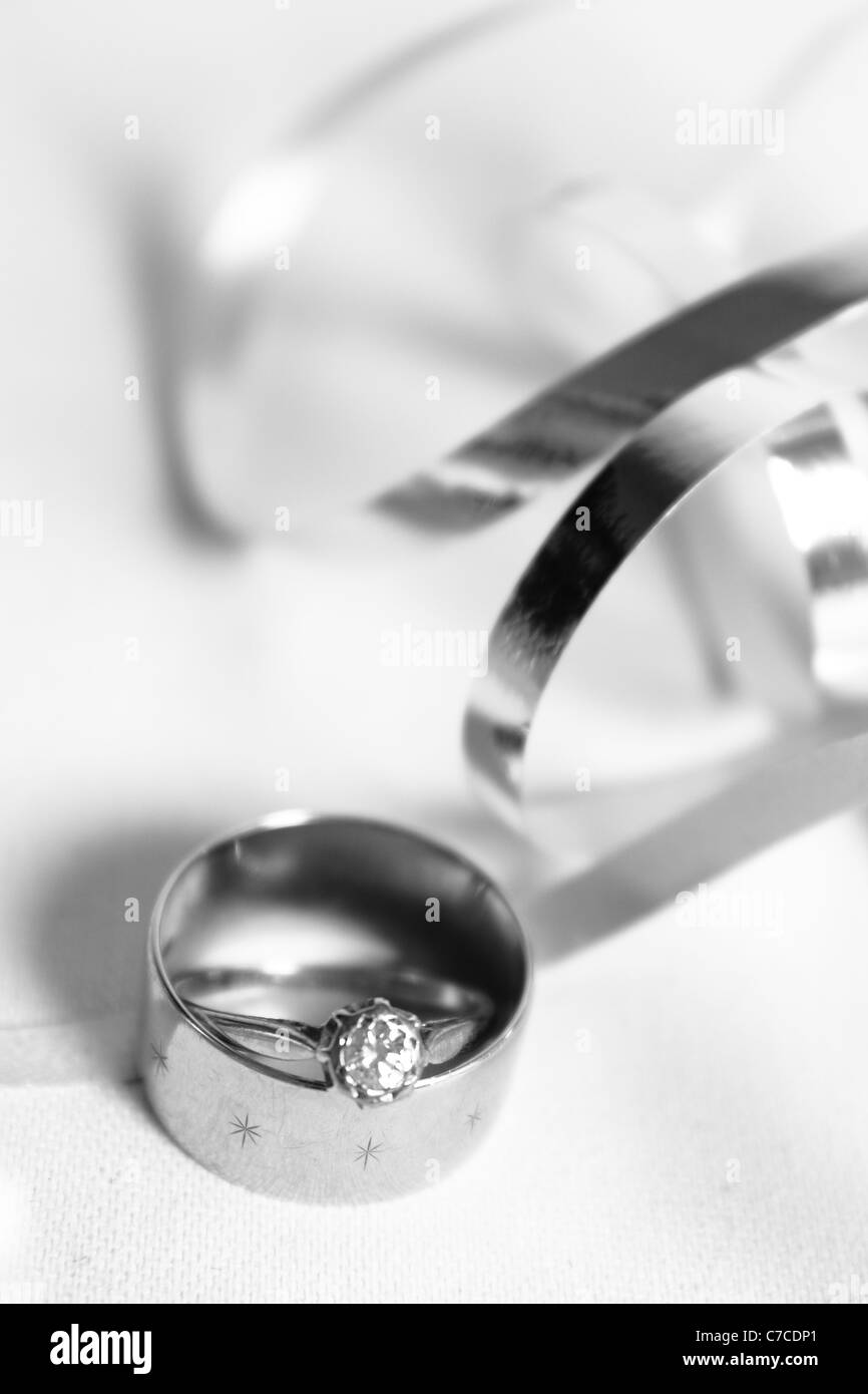 Black ribbon image hi-res stock photography and images - Alamy