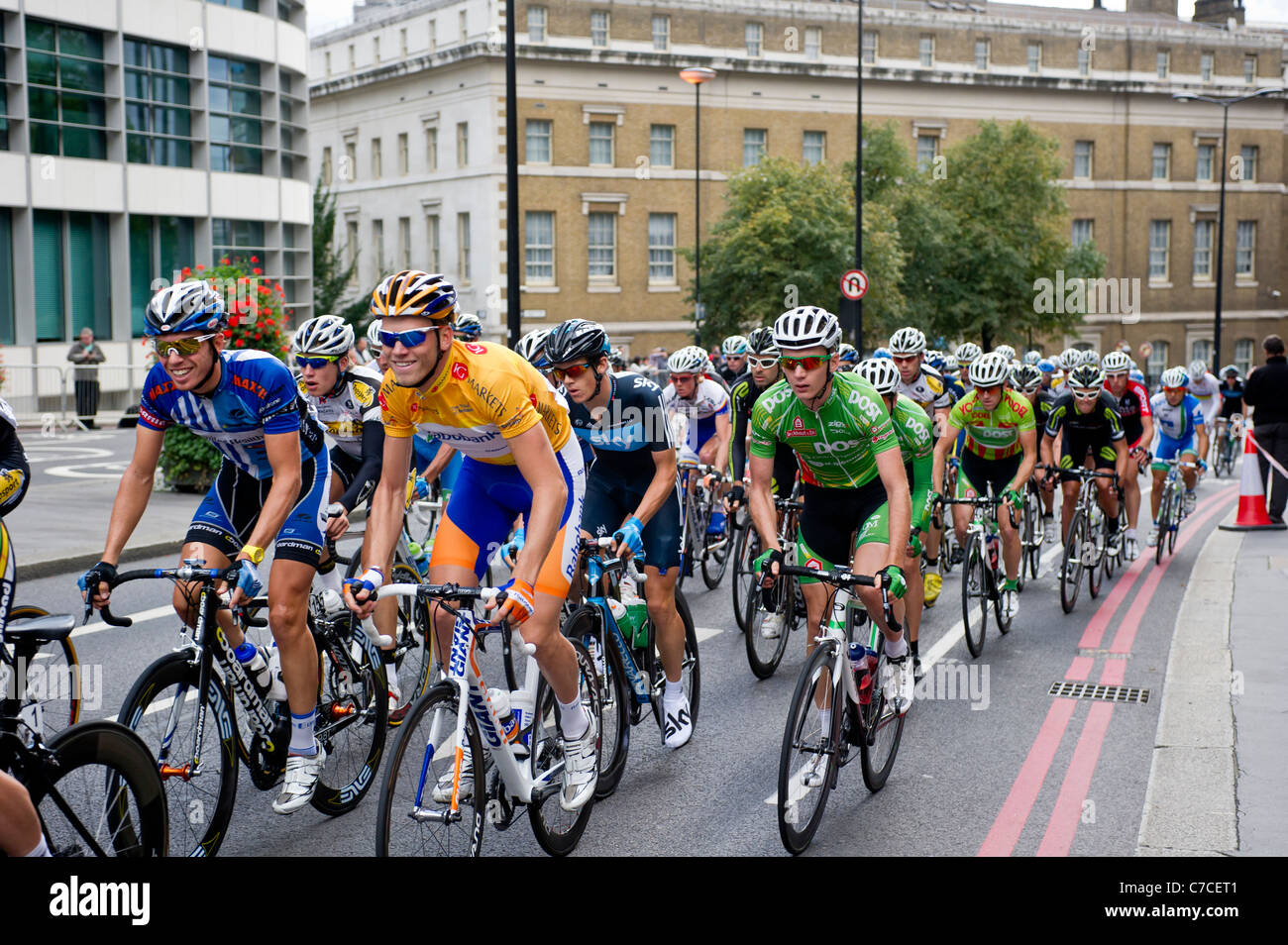 Tour of Britain 2011 Stage 8B Final stage London Stock Photo - Alamy
