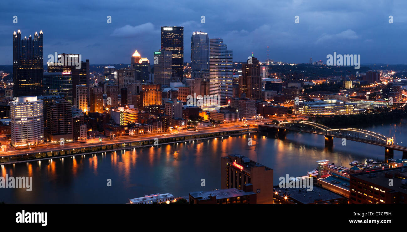 The view of Pittsburgh, Pennsylvania from Mount Washington at dusk ...