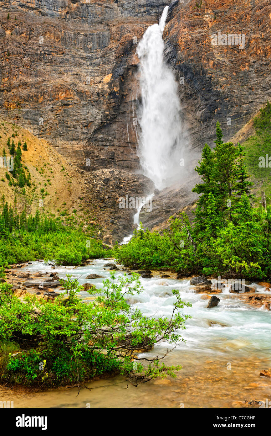 Takakkaw Falls waterfall in Yoho National Park, British Columbia ...