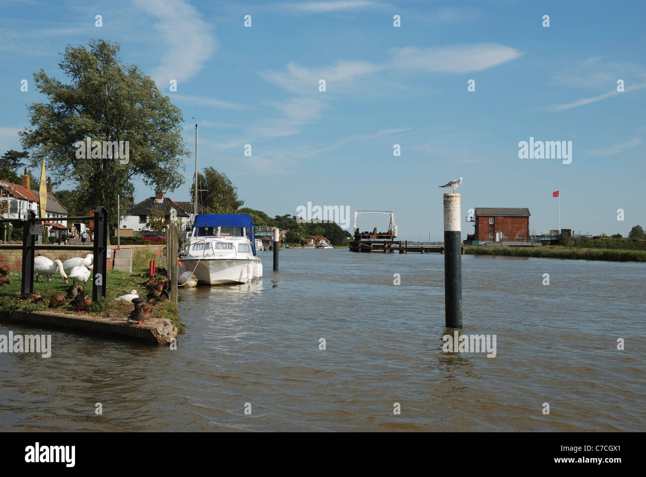 The River Yare at Reedham, Norfolk, England Stock Photo - Alamy
