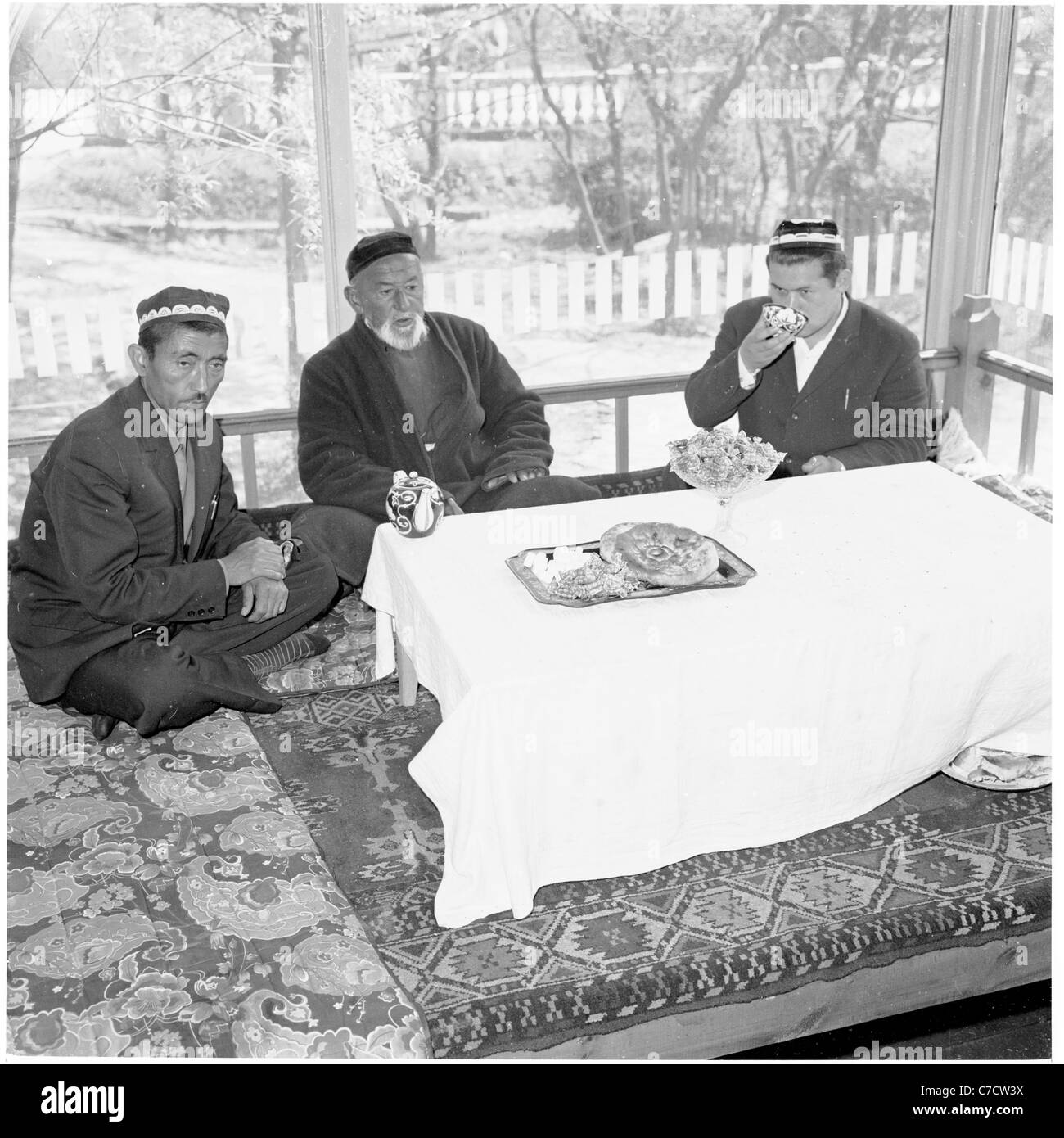 Russian men hi-res stock photography and images - Alamy