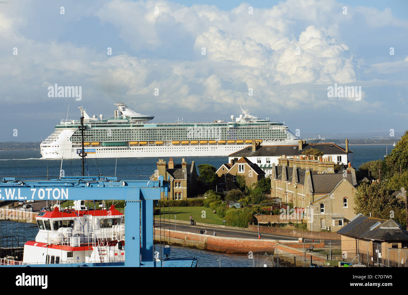 East Cowes Isle of Wight England and cruise liner Independence of the ...