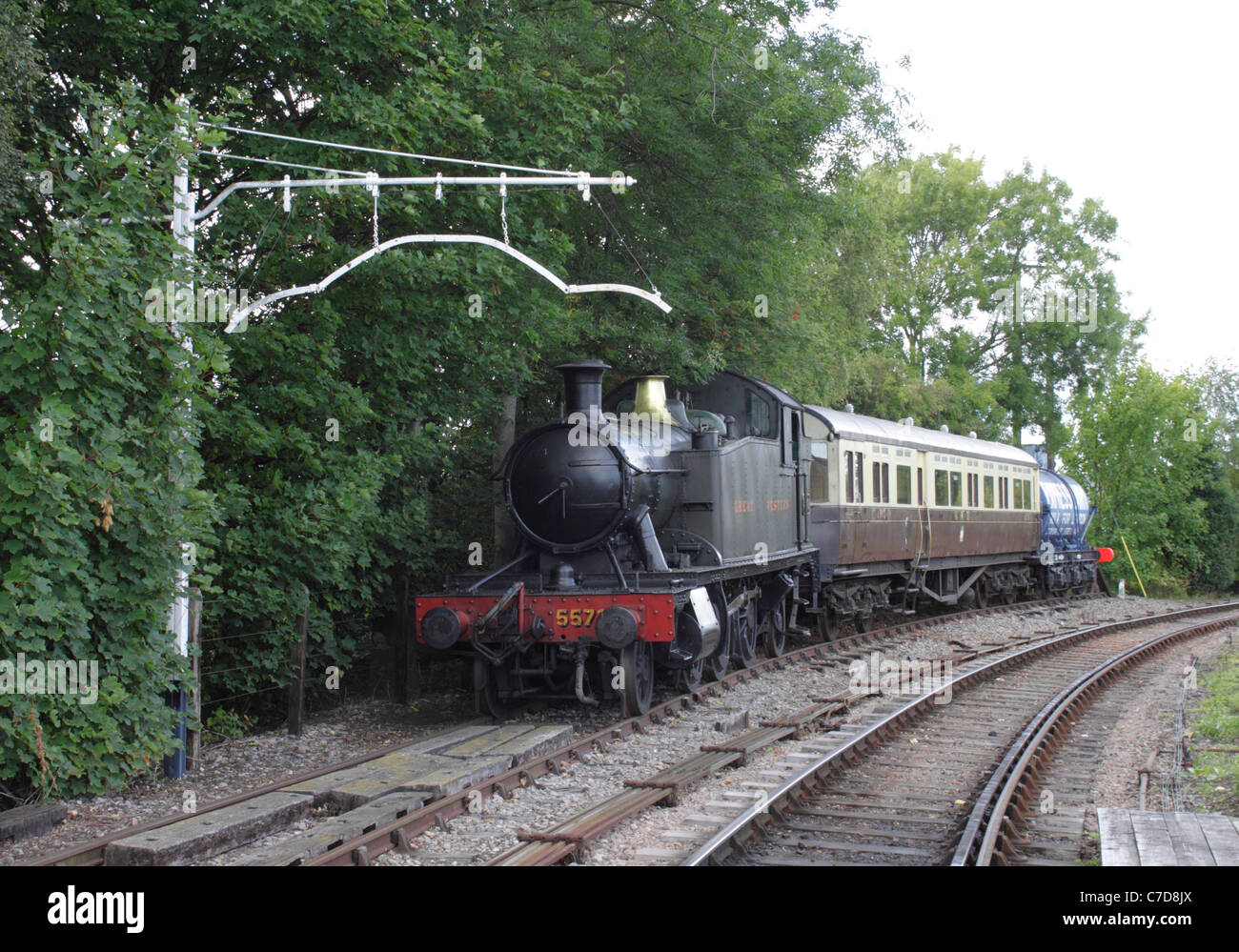 GWR 2-6-2T Small Prairie Steam Locomotive no 5572 at Didcot Railway ...