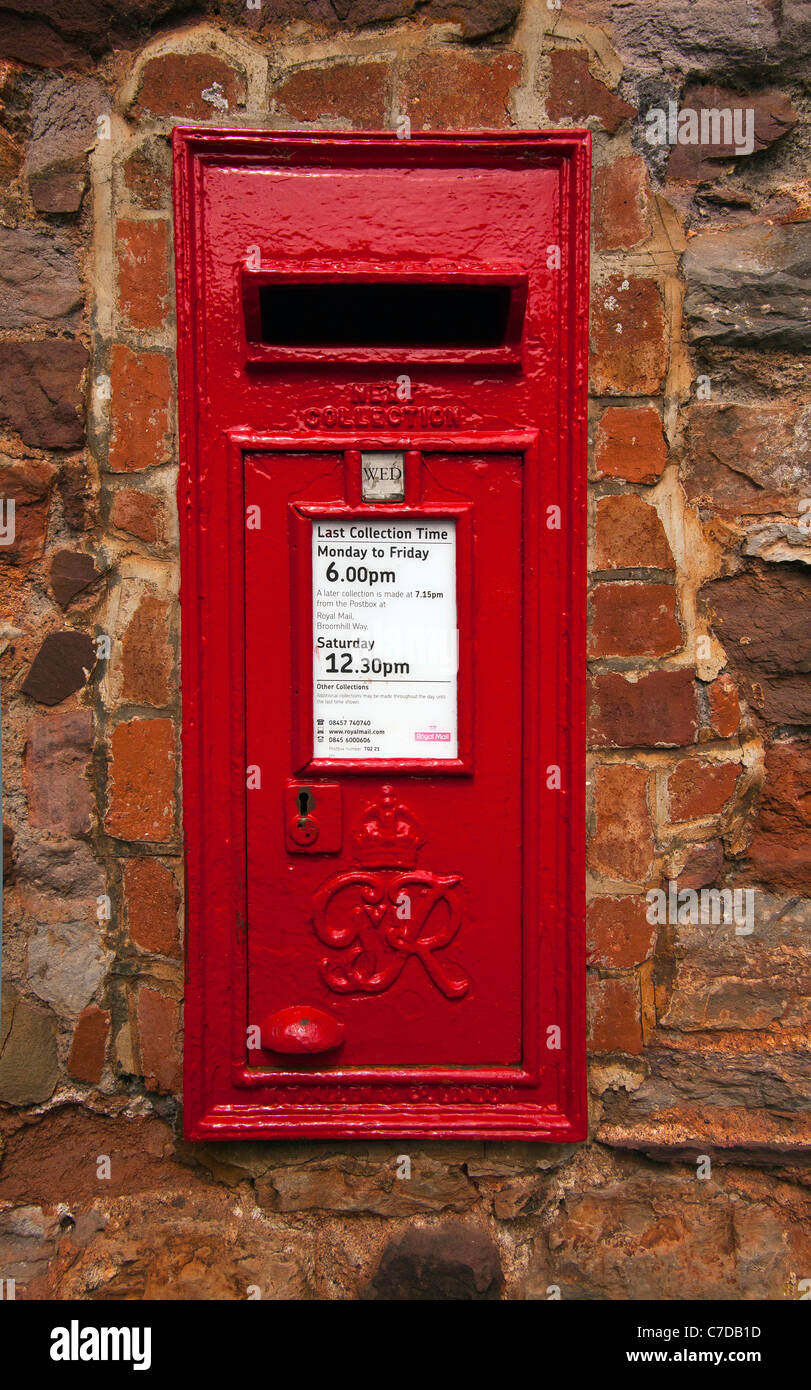 Georgian post box hi-res stock photography and images - Alamy