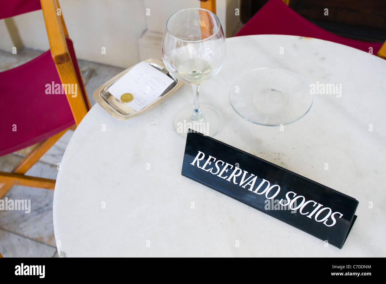 Members restaurant hi-res stock photography and images - Alamy