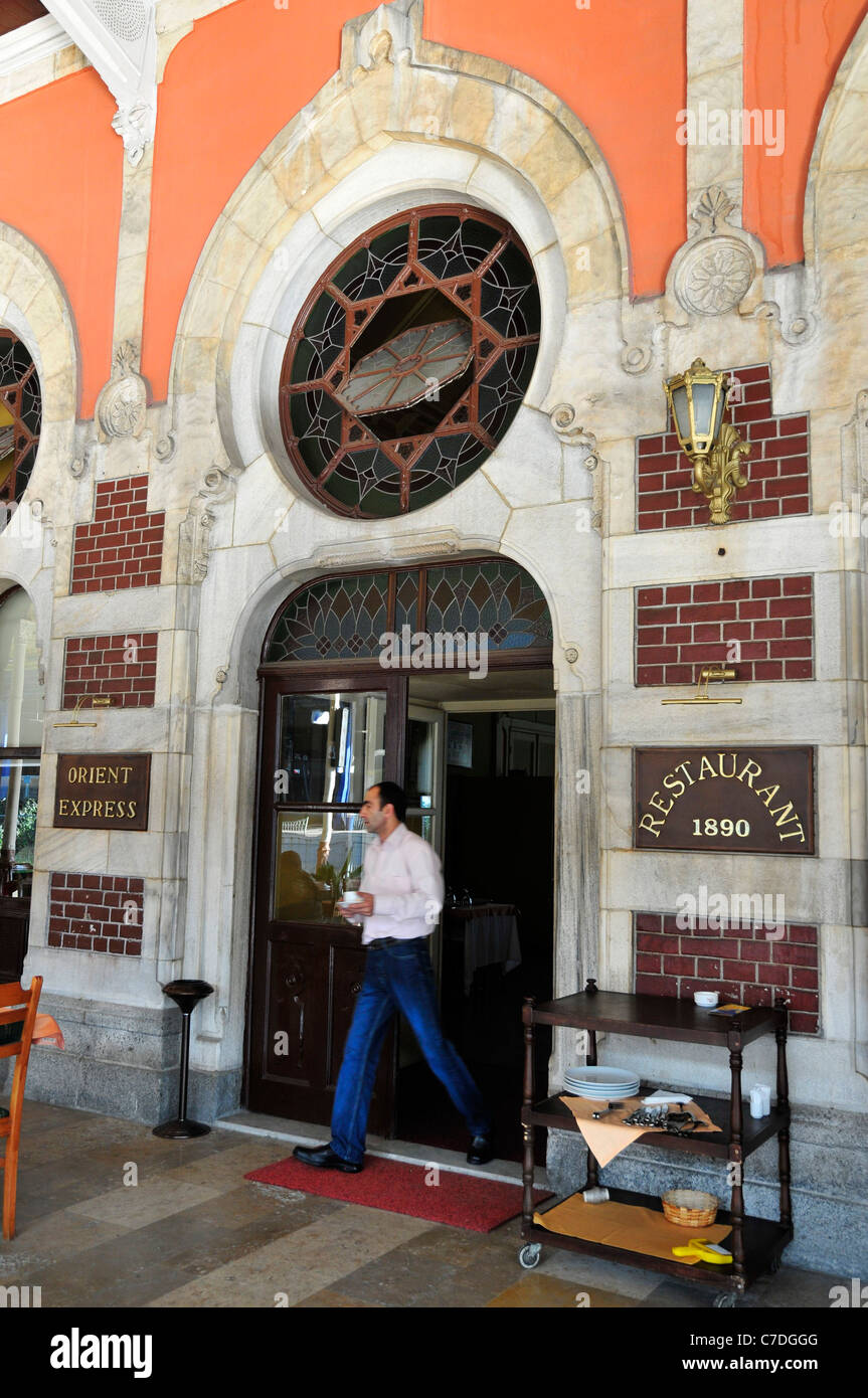 Orient Express Bar-Restaurant at Sirkeci Railway Station, the Orient ...