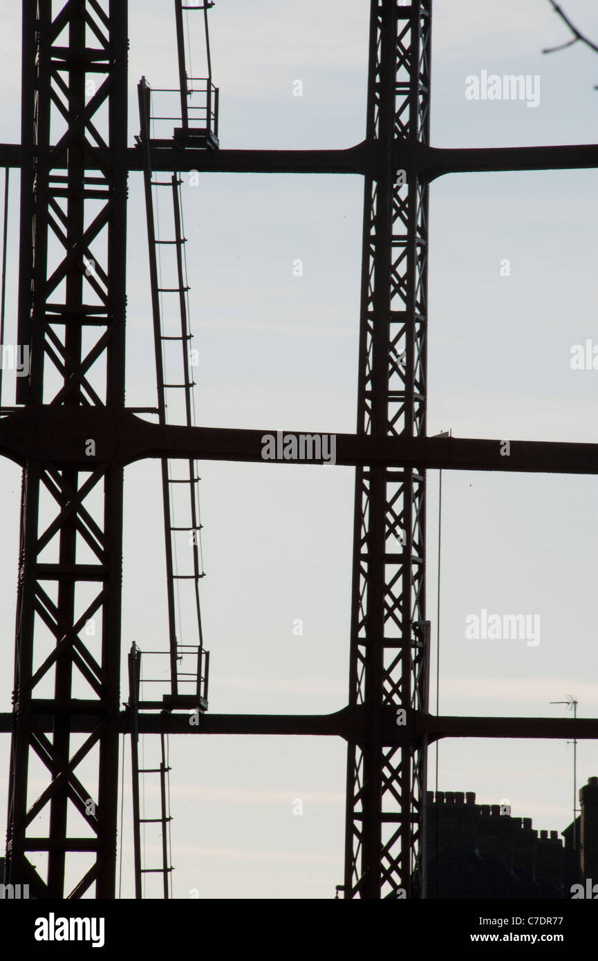 Gasometer silhouette hi-res stock photography and images - Alamy
