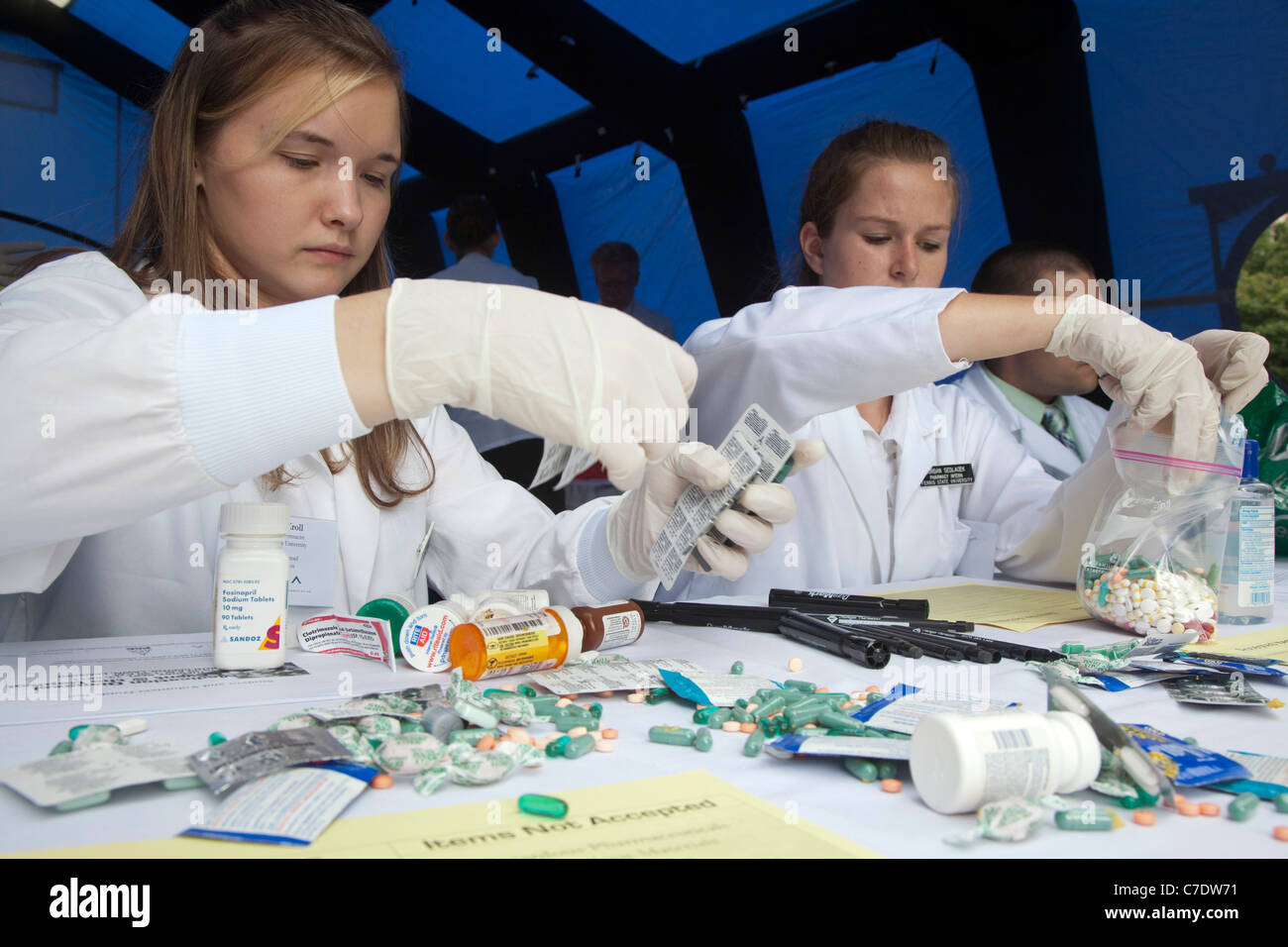 Prescription drugs collect hi-res stock photography and images - Alamy