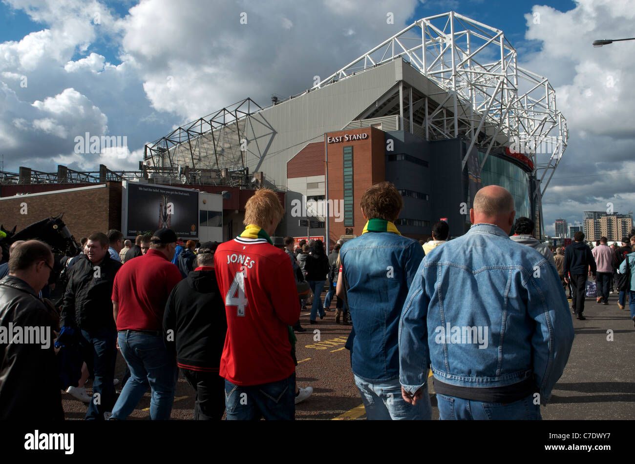 Fans going to Old Trafford for the match between Manchester United and ...