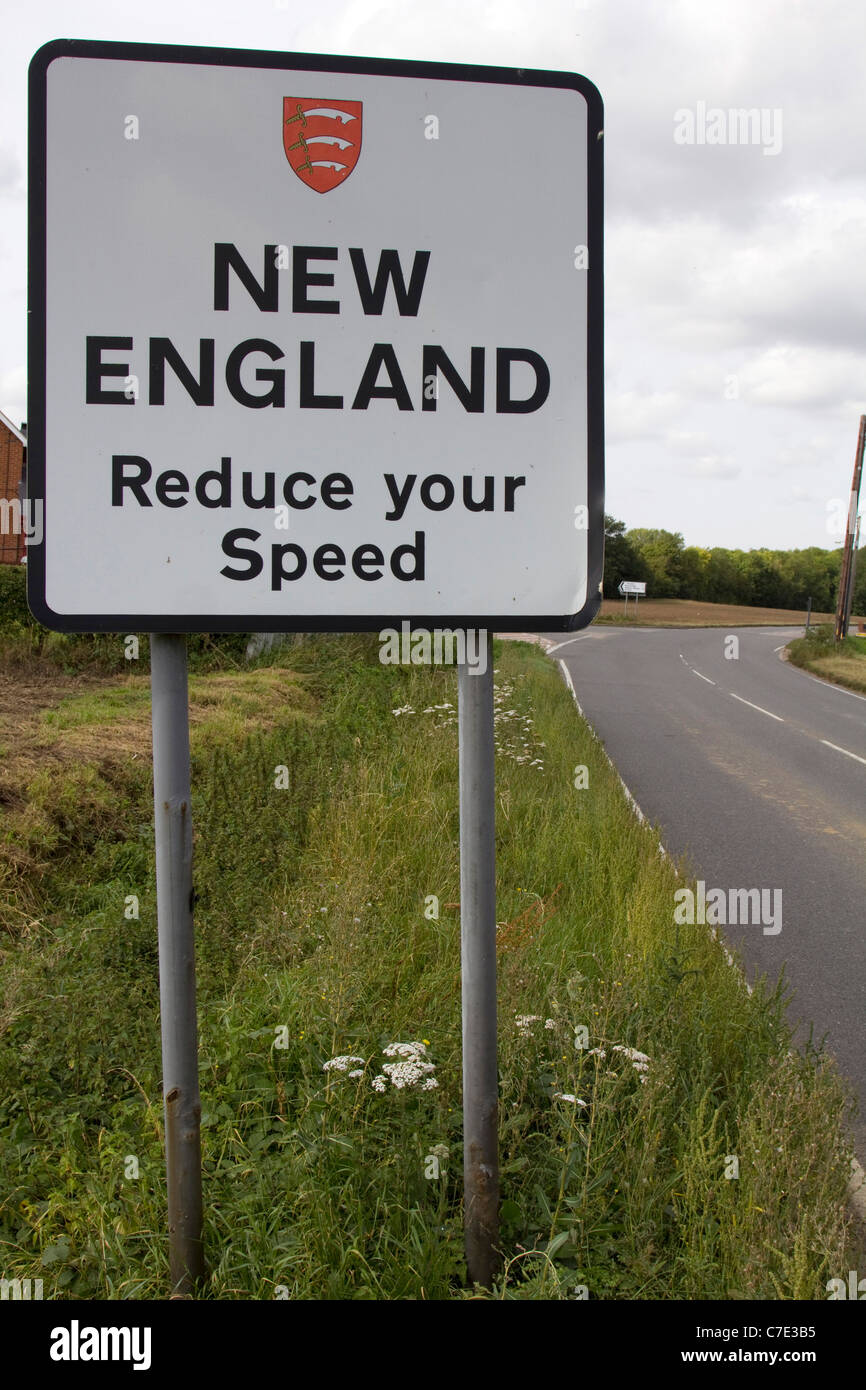 Reduce speed ahead sign hi-res stock photography and images - Alamy