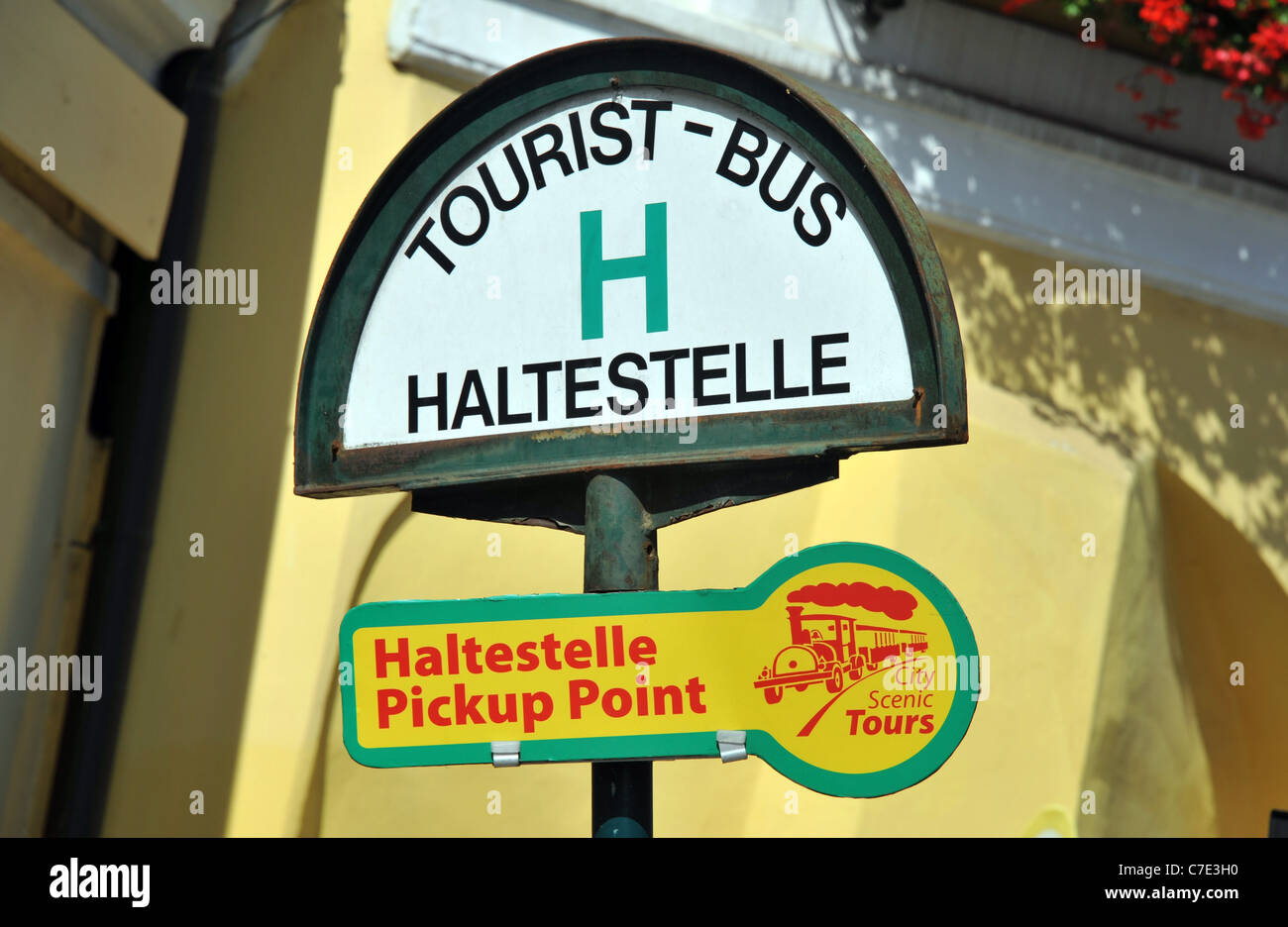 Tourist Bus sign, Vienna, Austria Stock Photo - Alamy