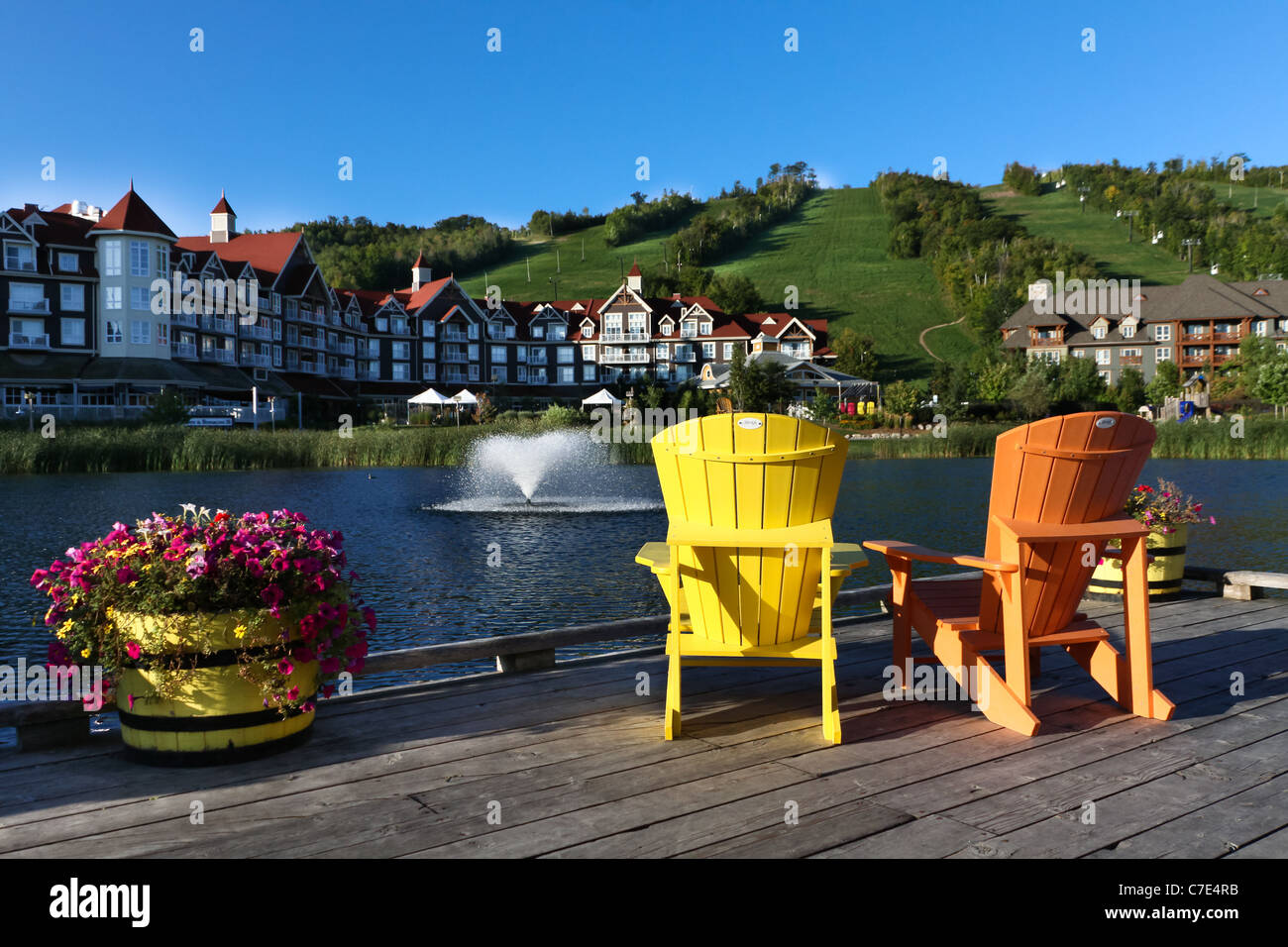 cottage relax retirement morning beautiful scene Stock Photo - Alamy