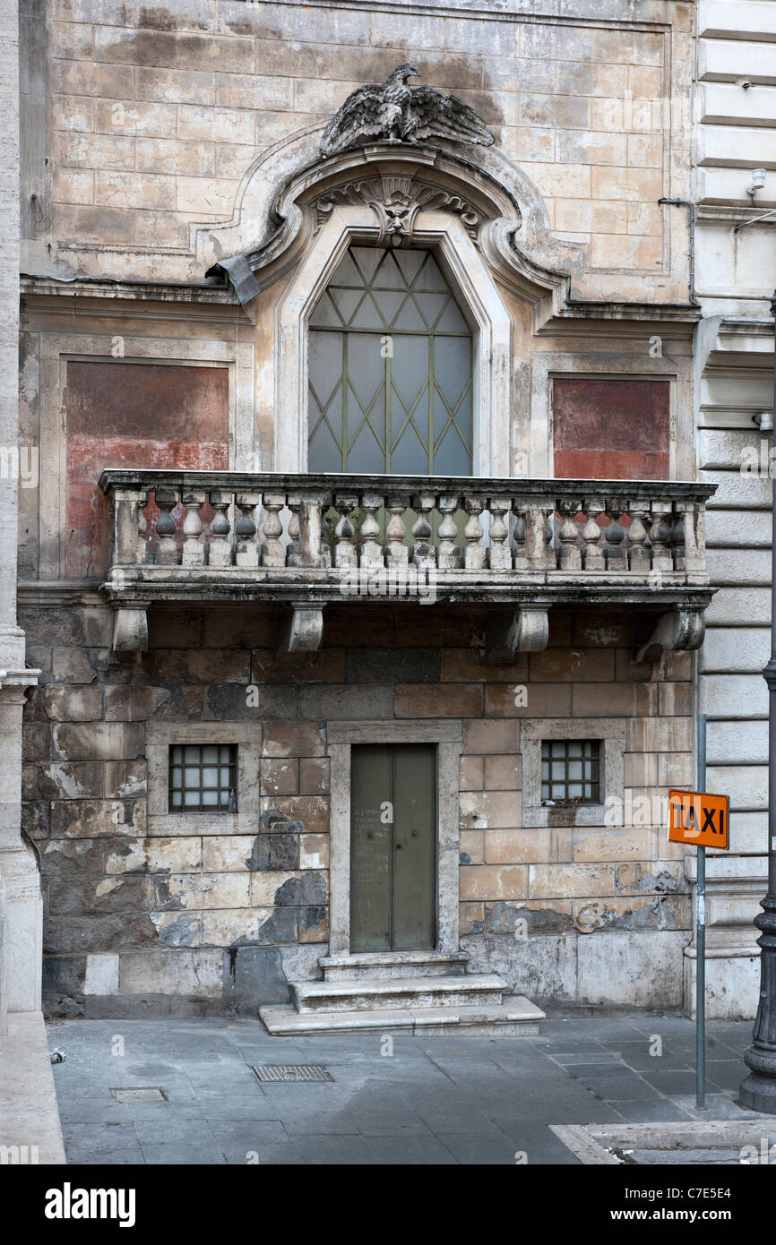 Rome building hi-res stock photography and images - Alamy