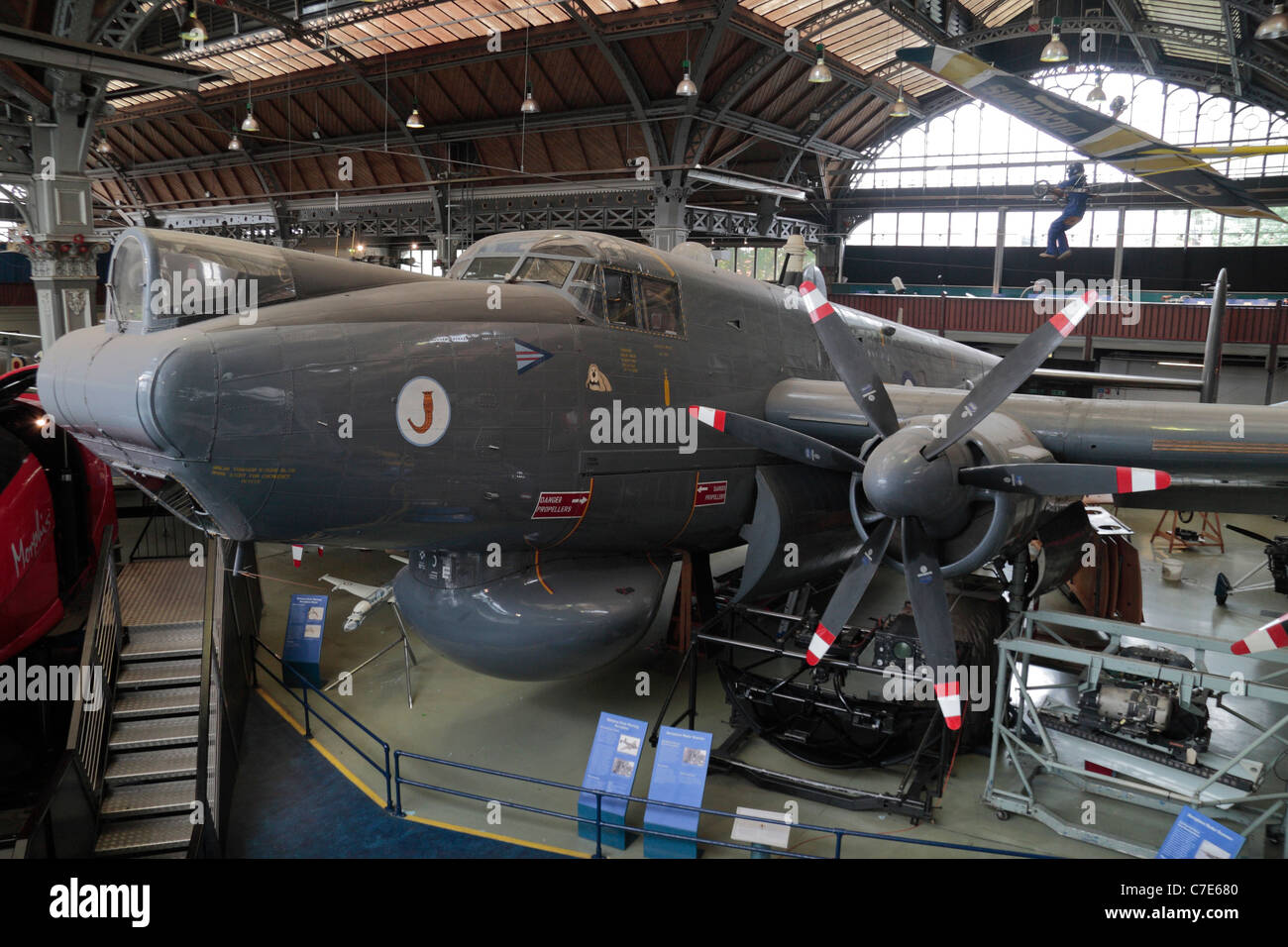 Avro shackleton hi-res stock photography and images - Alamy