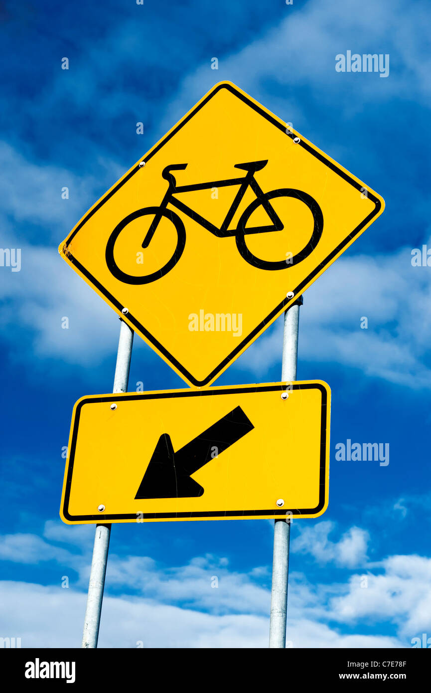 Quebec road signs hi-res stock photography and images - Alamy