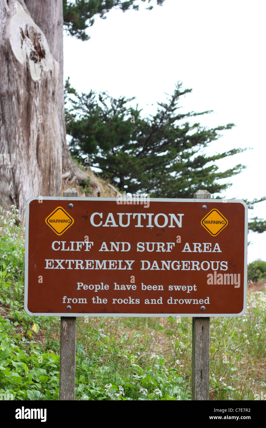 Warning sign on Lands End Trail. Lincoln Park, San Francisco ...