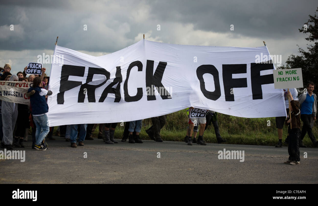 a cuadrilla plumpton frack off anti protest shale gas extraction ...