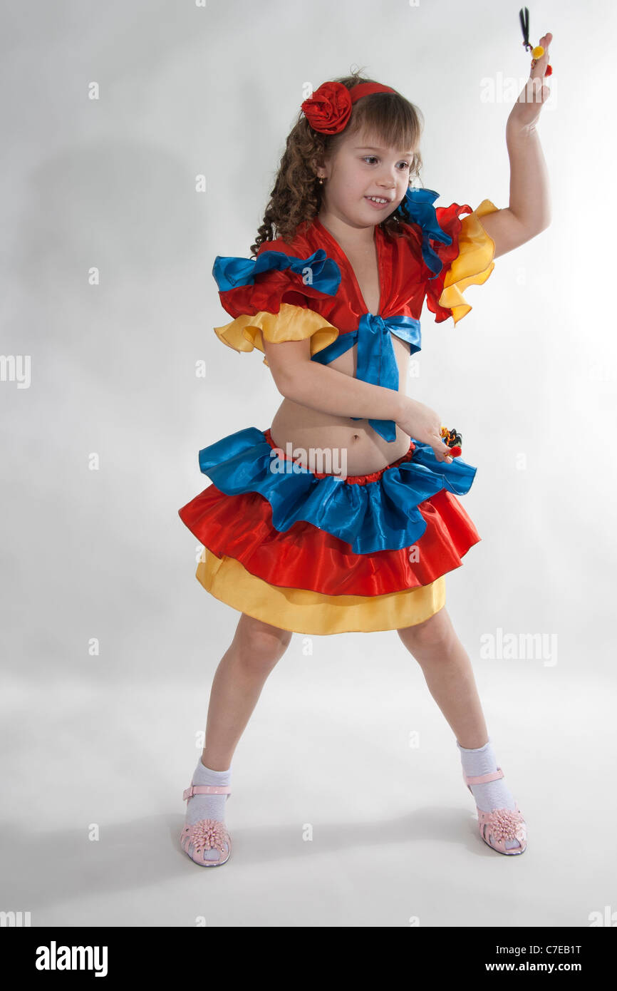 Samba dancer child hi-res stock photography and images - Alamy