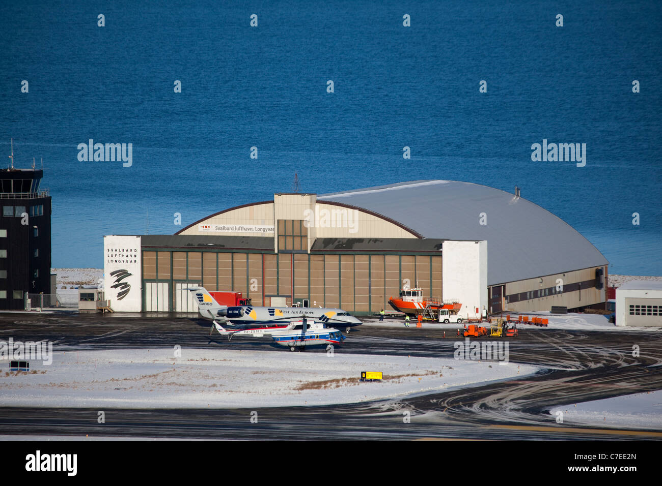 Svalbard longyearbyen airport spitzbergen arctic hi-res stock ...