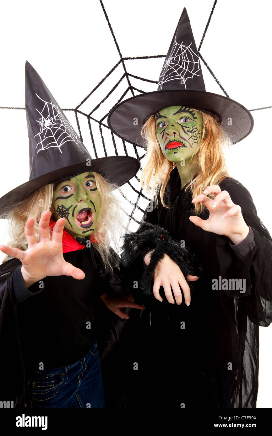 Scary Witches Wallpaper