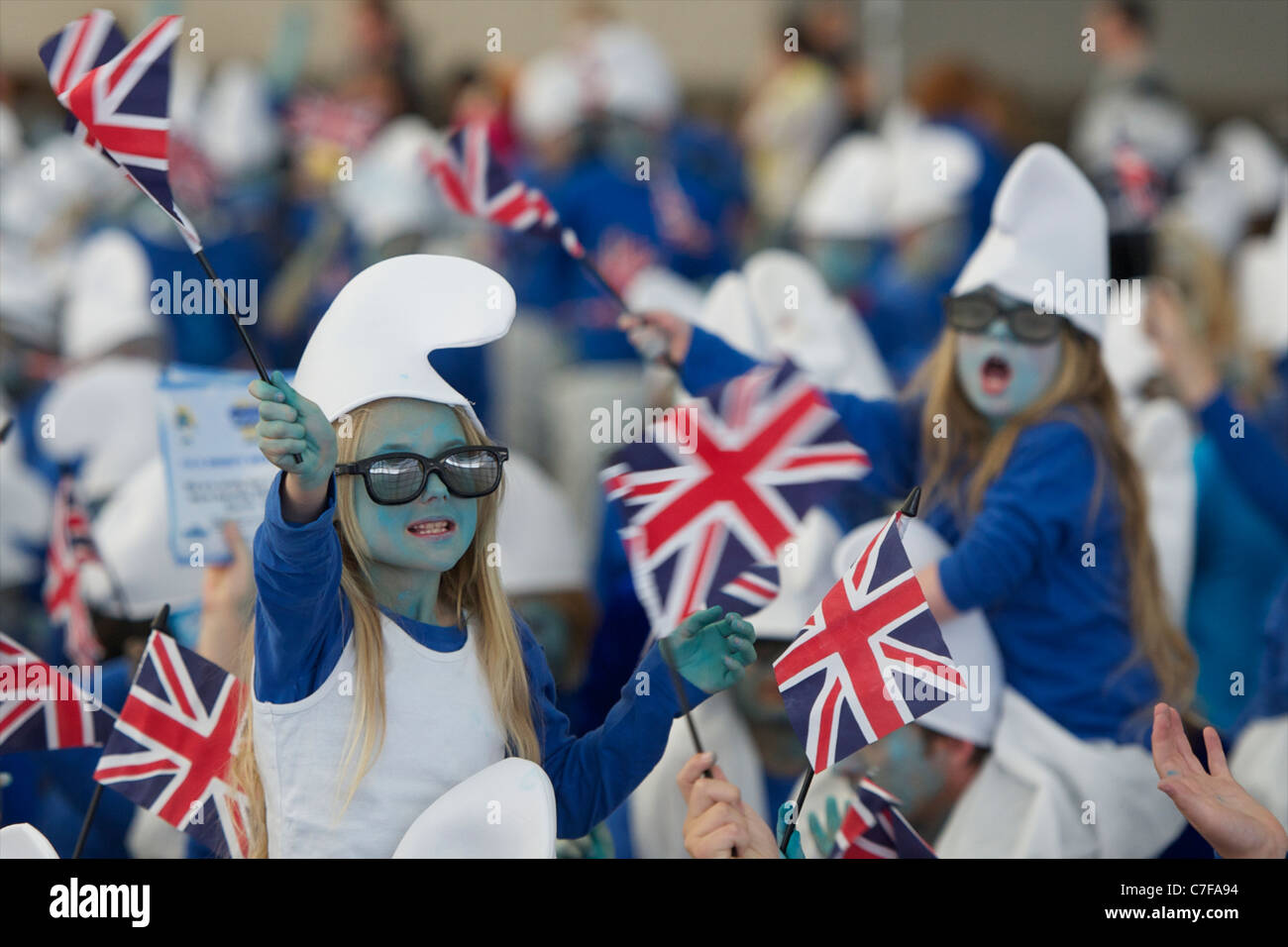 people dressed as smurfs, break the world record for most gathering of ...