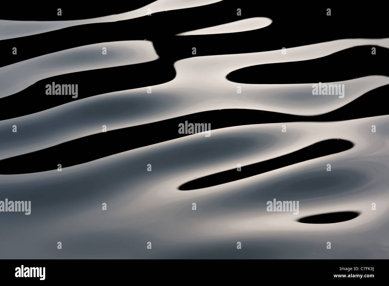 Ripple art hi-res stock photography and images - Alamy