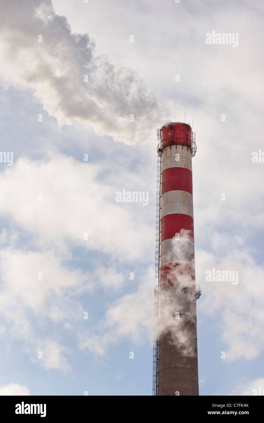 Factory pipe, emitting a cloud of white smoke Stock Photo - Alamy