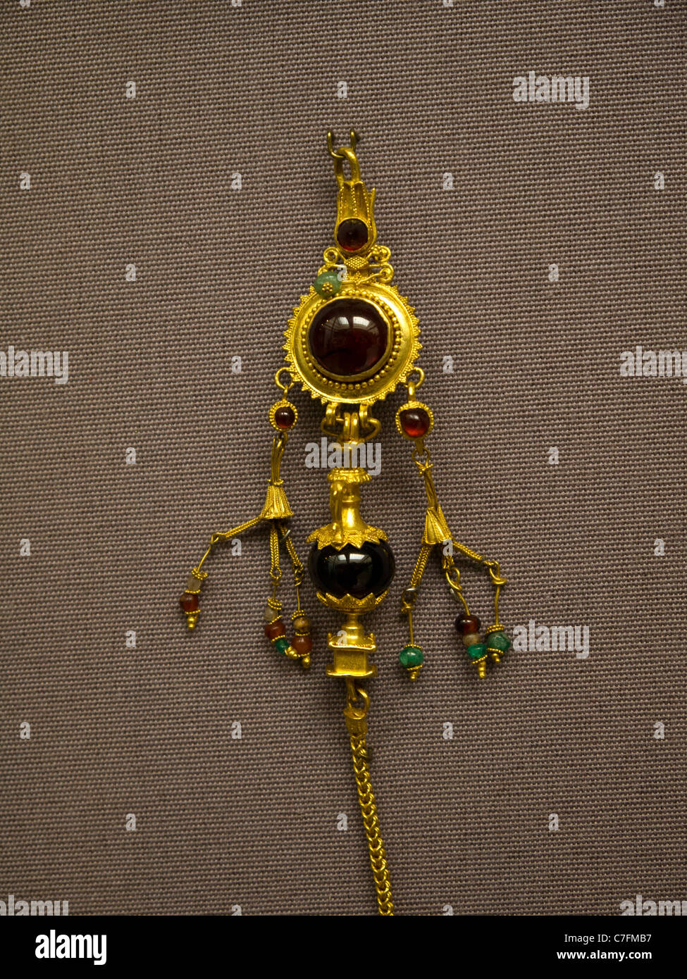 Roman Jewellery in the British Museum in London England Stock Photo - Alamy