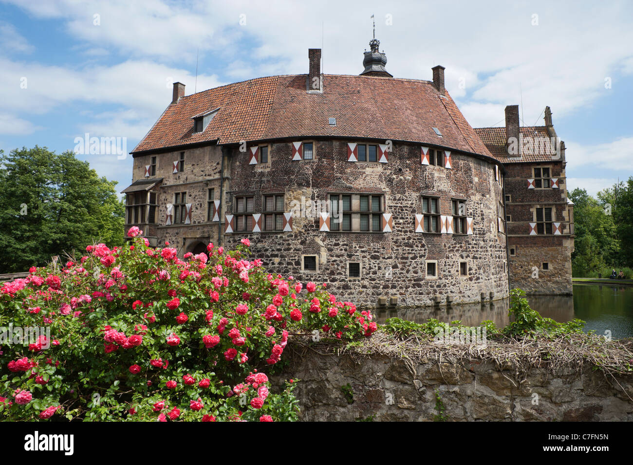 Vischering castle romantic Germany moat Münster Stock Photo - Alamy