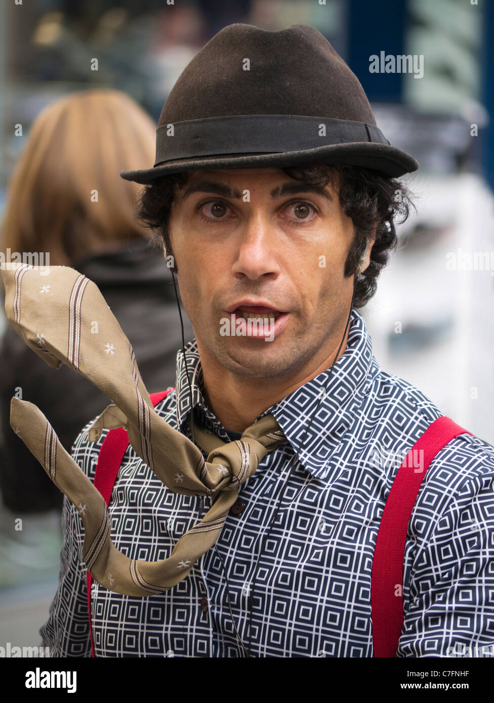 Stop-motion street performer in Covent Garden, London Stock Photo - Alamy