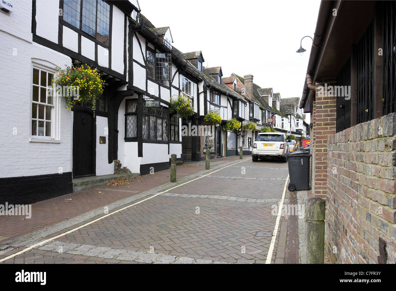 Tudor architecture in High St, East Grinstead. The longest run of tudor ...