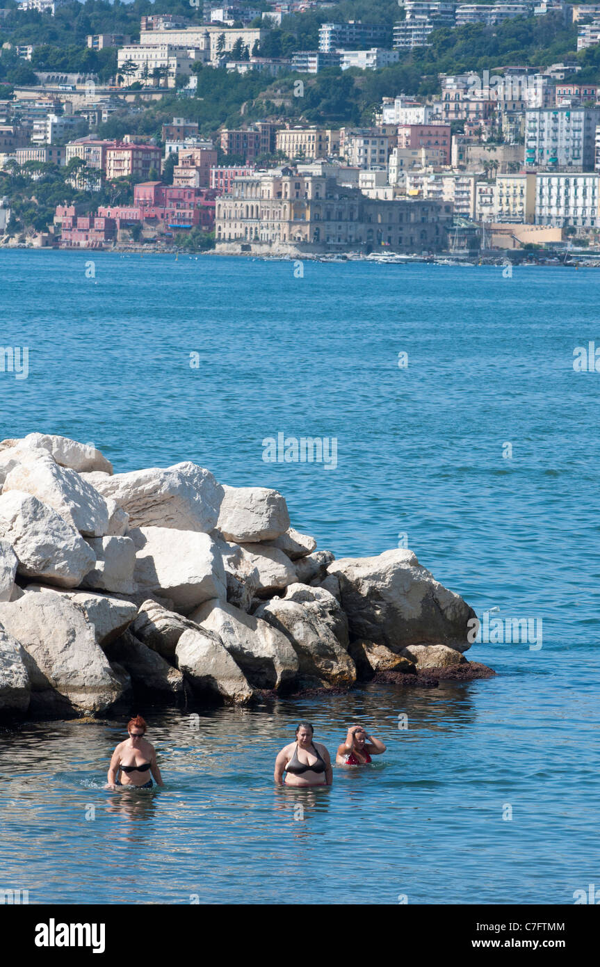 Swimming bathers hi-res stock photography and images - Alamy