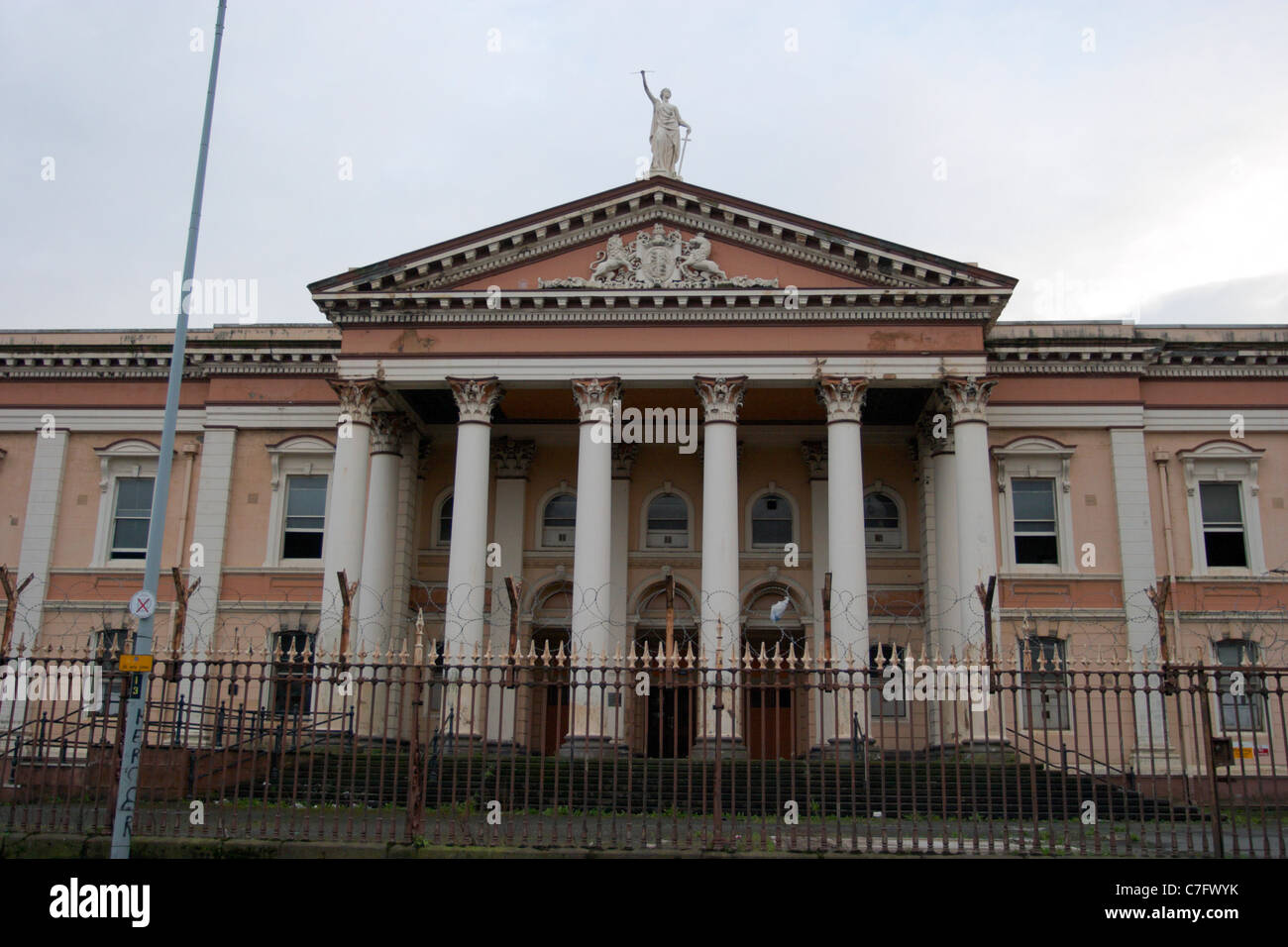 Belfast courthouse hi-res stock photography and images - Alamy