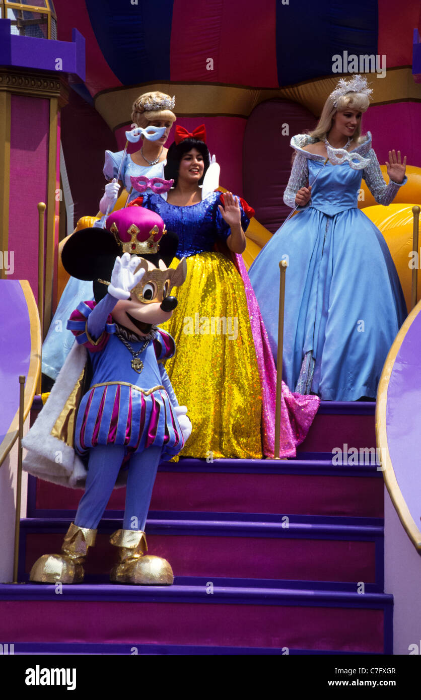 Micky Mouse and Snowwhite in Disney World, Florida, USA Stock Photo - Alamy