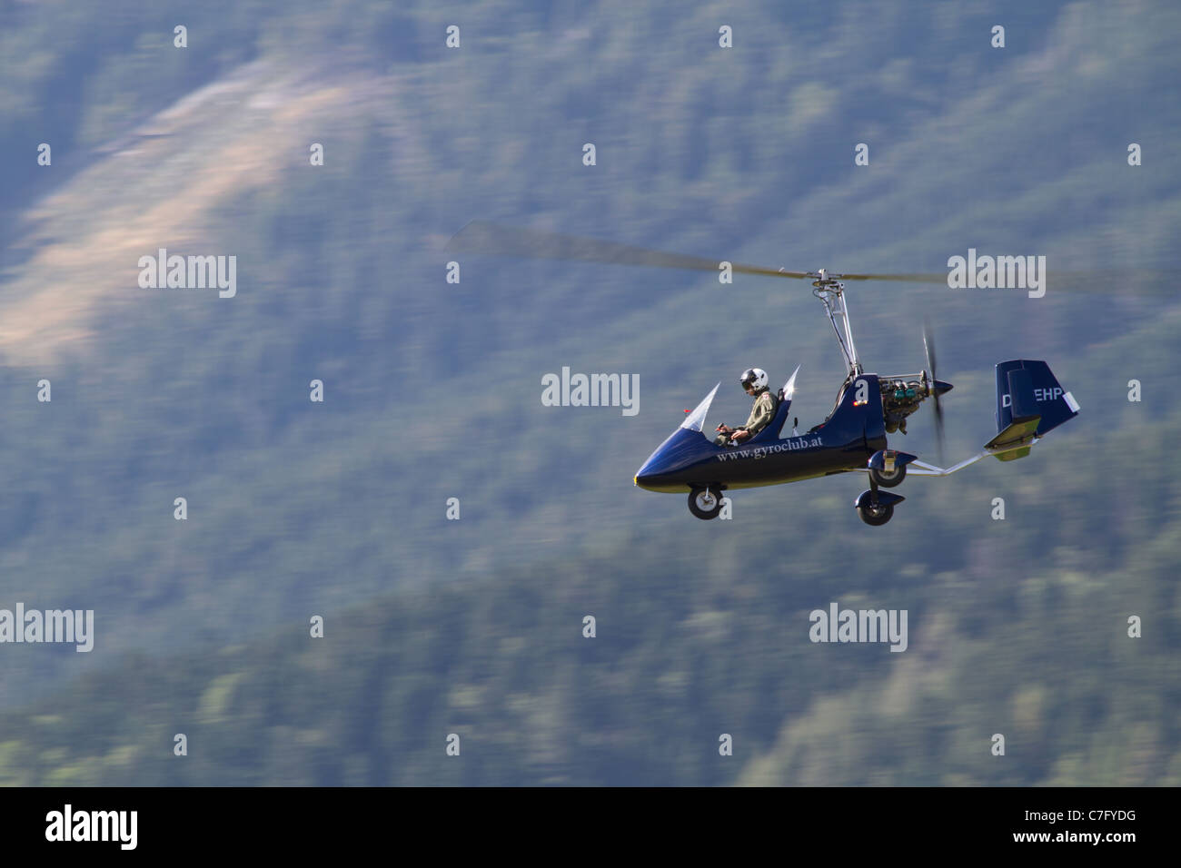 Gyrocopter hi-res stock photography and images - Alamy