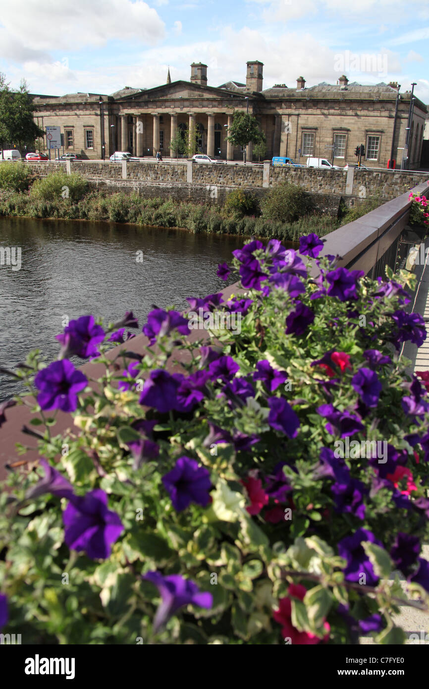 Town of Perth, Scotland. Late summer picturesque view of the River Tay ...