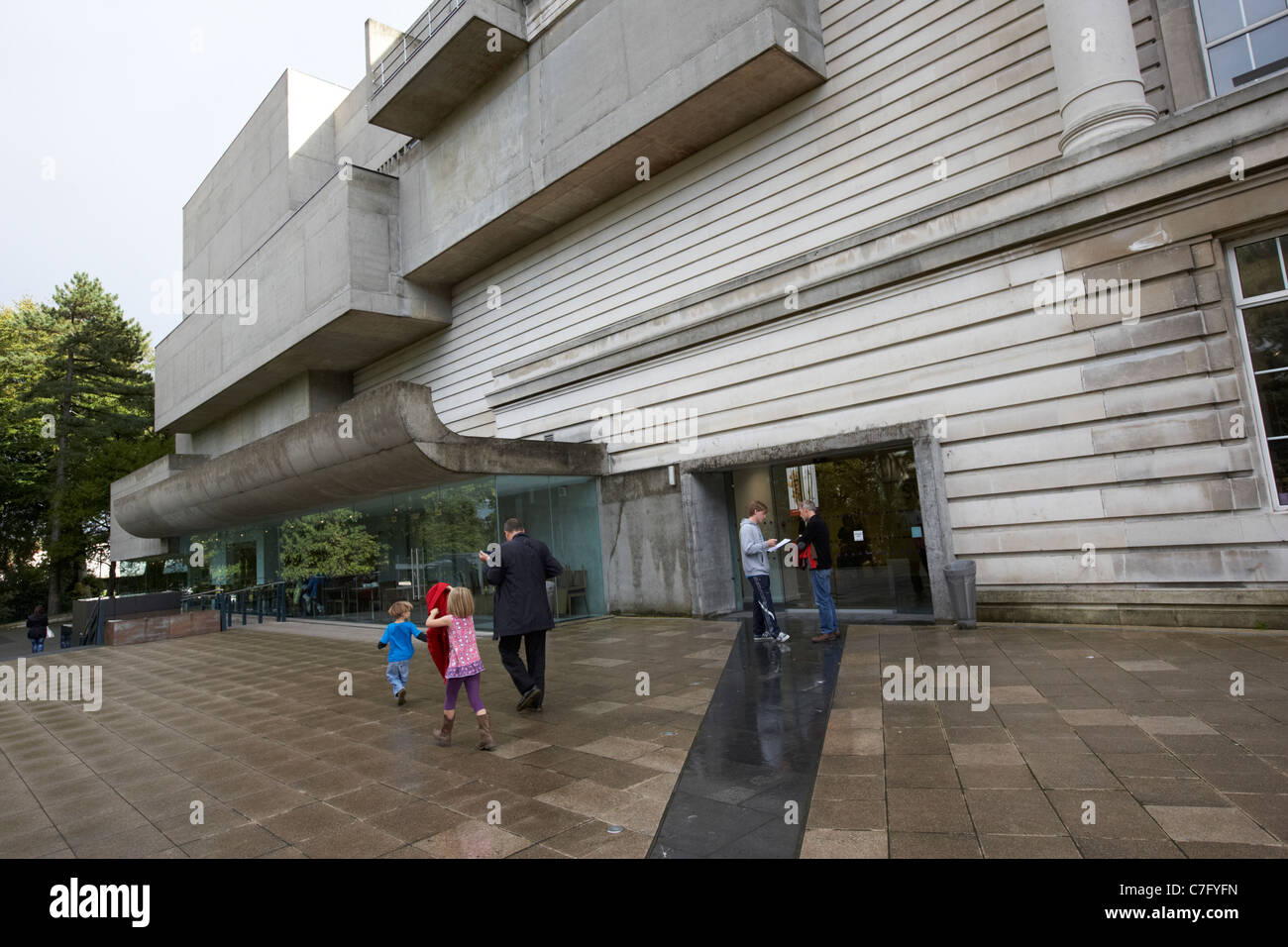 Ulster museum belfast hi-res stock photography and images - Alamy