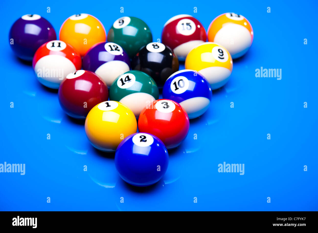 Billiard balls, cue blue table Stock Photo - Alamy