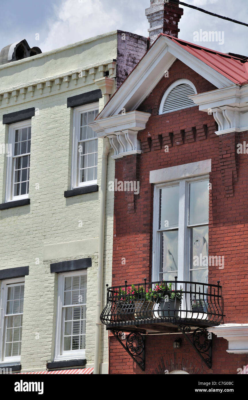 Savannah georgia architecture hi-res stock photography and images - Alamy