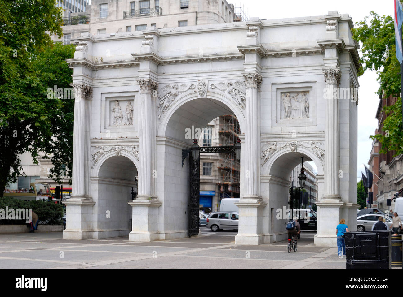 Hyde park marble arch hi-res stock photography and images - Alamy