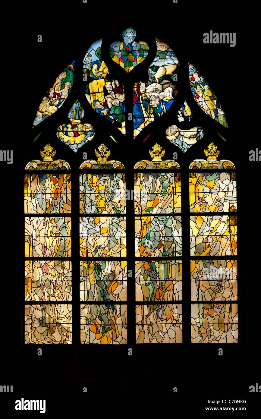 Vitrage stained glass hi-res stock photography and images - Alamy