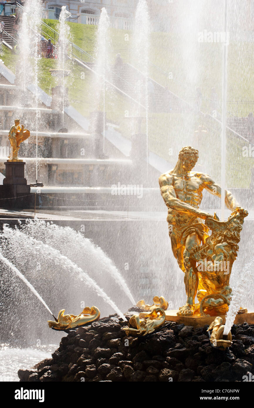 Famous Samson and the Lion fountain on Grand Cascade of Peterhof Palace ...