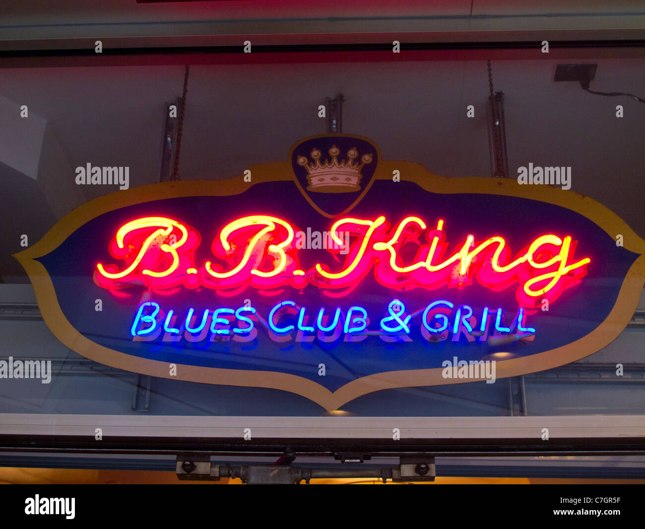 Club b hi-res stock photography and images - Alamy