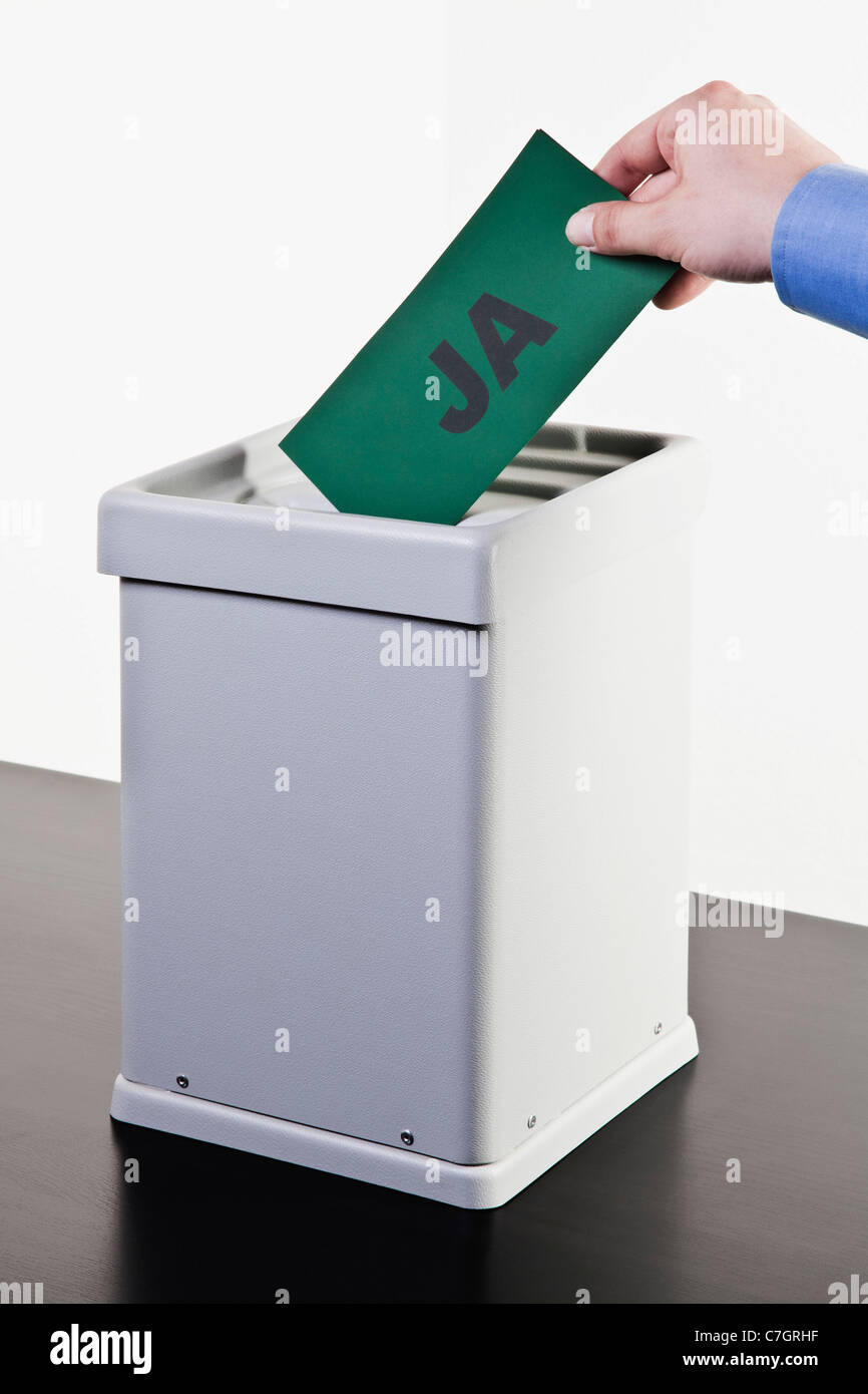 Ja word hi-res stock photography and images - Alamy