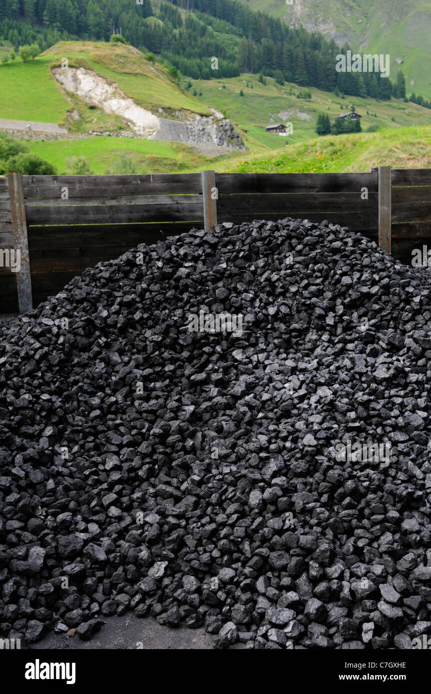 Coal shed hi-res stock photography and images - Alamy